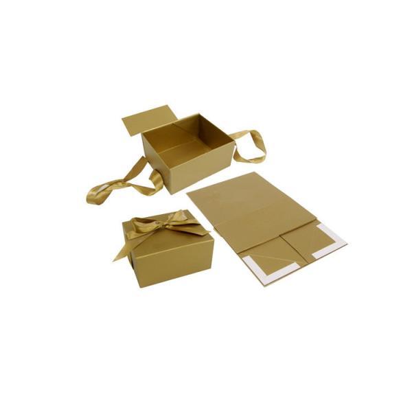 Quality Recycled Spot UV Embossing 10x8x3'' Rigid Paper Gift Box for sale