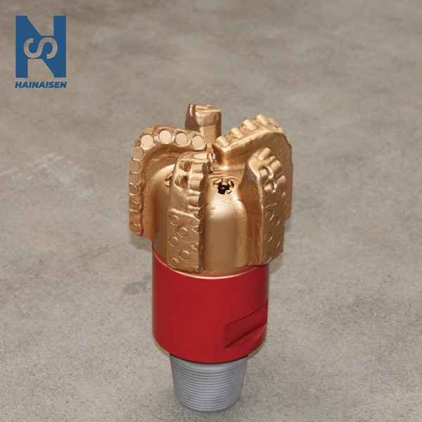Quality Stone Golden Diamond PDC Drill Bit , Steel Body Drilling Bits For Oil Rigs for sale