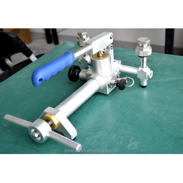 Quality Customized and Versatile HS703 Pressure Gauge Calibration Hand Pump -0.95-60 bar for sale