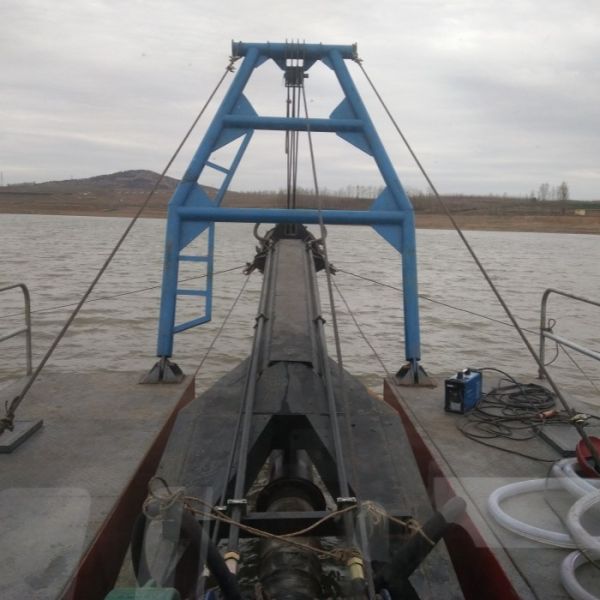 Quality Professional Hydraulic Type Dredging Machine For Large Scale Dredging Projects for sale