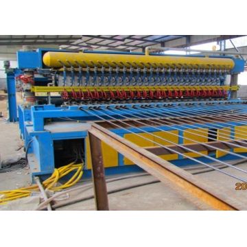 Quality Fully Automatic Wire Mesh Welding Machine , Weld Mesh Making Machine for sale