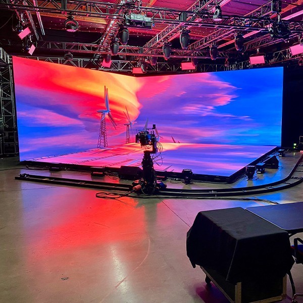 Quality XR Immersive LED Video Wall , P1.95 HD Space Body LED Screen Cube for sale