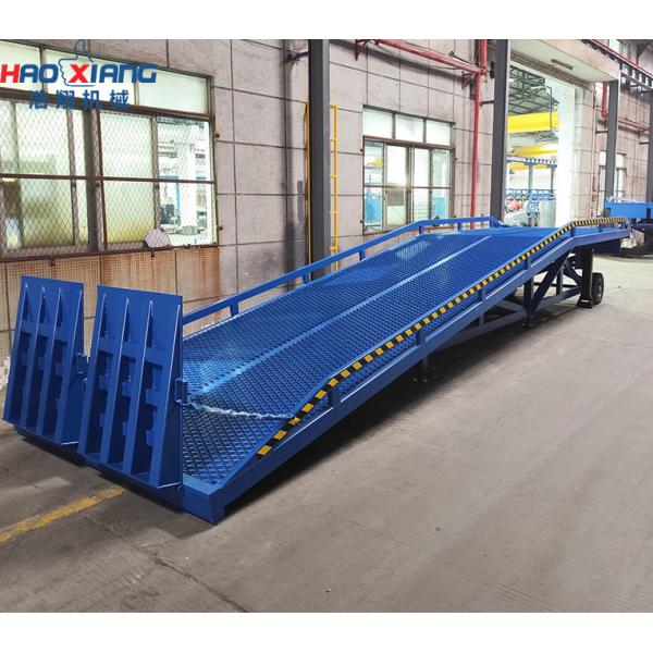 Quality 5 Meter Steel Loading Ramp for Enhanced Efficiency in Warehouses for sale