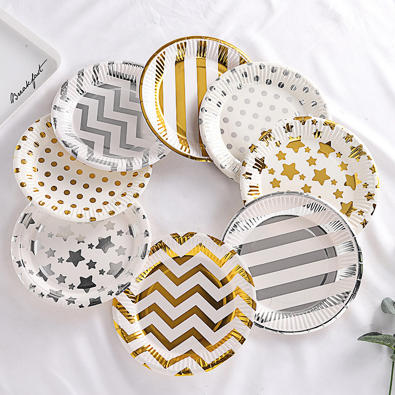 Hot Selling 2023 Gold Polka Dots on Pink Background Disposable Paper Dinnerware Sets Utensils for Bachelorette Party Paper Plate