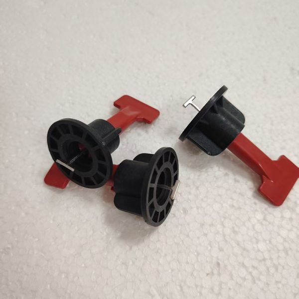 Quality Industrial Tile Leveling System Virgin PP Plastic Clips Wedges Tiling Tools for sale
