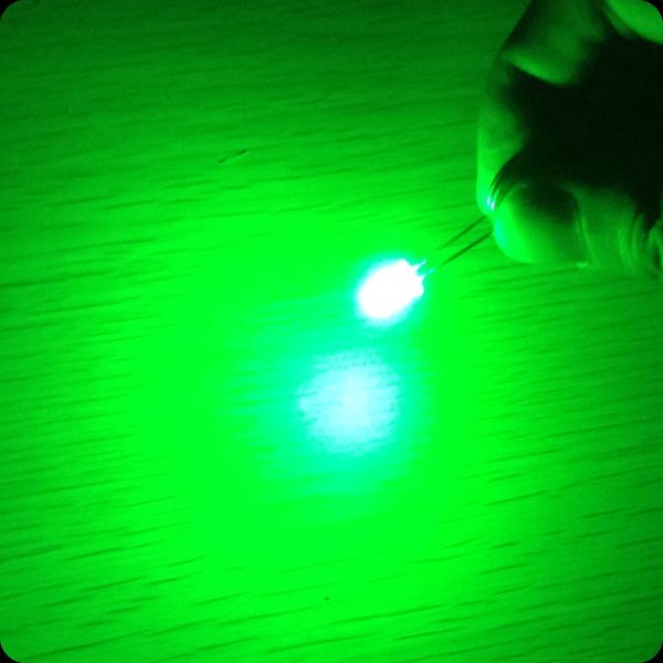 Quality 5mm Through Hole LED Diode 530nm Green Color 120deg 8-10LM Round Clear Lens For for sale