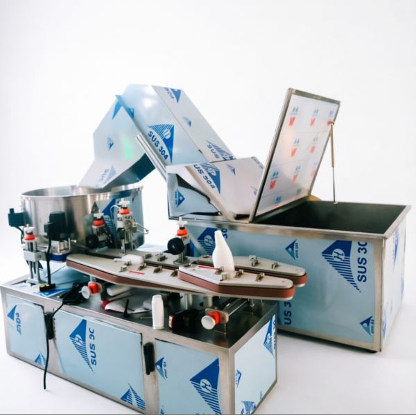 Quality Claw-Type Plastic Bottle Unscrambler Machine with 6000 Bottles Per Hour, Easy to for sale