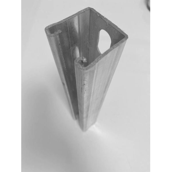 Quality HDG 304 Stainless Steel Unistrut C Channel Powder Coated 1.5mm 1.6mm for building for sale