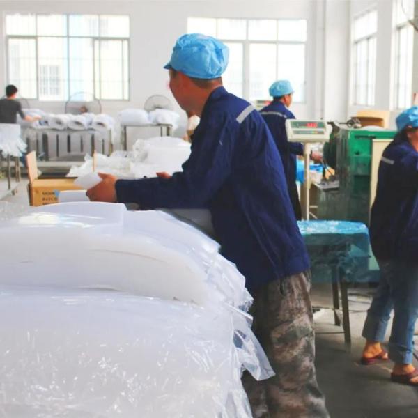 Quality Translucent Highly Versatile HCR Fumed Silicone Molding Material Hardness 40 for sale