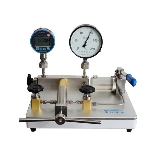 Quality Distilled Water Working Media High Pressure Hydraulic Pressure Calibration Pump with 1400bar for sale