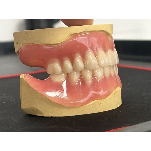 Quality Custom Full Denture with Natural Appearance and Comfortable Fit for Complete for sale