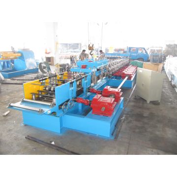 Quality Simple Speed 0 - 15m/min Guard Rail Roll Forming Machine For Highway for sale