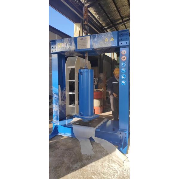 Quality Heavy Duty Forklift Tire Press Machine For Quick Rim Installation for sale