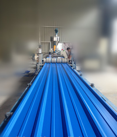 Quality Siemens Motor Plastic Roof Tile Machine Twin Screw Extruder Machine Anti Fire for sale