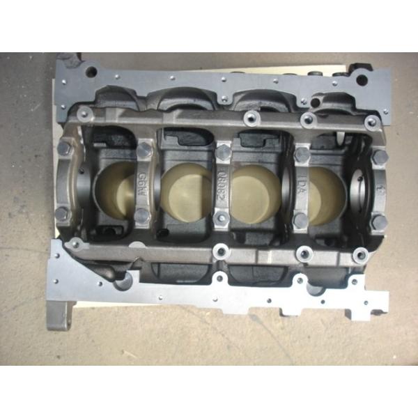 Quality Professional Black Diesel Engine Cylinder Block For Mitsubishi 4G64/2.4L for sale