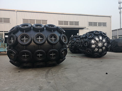 Quality Dia 600mm Length 1000mm Floating Pneumatic Fender Explosion Proof for sale