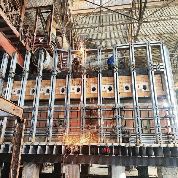 Quality 90TPD Unit Melter Energy Saving Glass Melting Furnace for sale