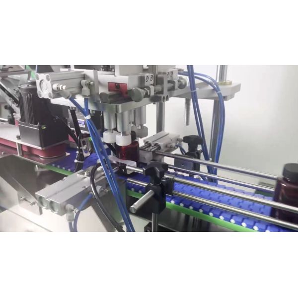 Quality Automatic Capper Simple Capping Machine For Pharmaceutical for sale