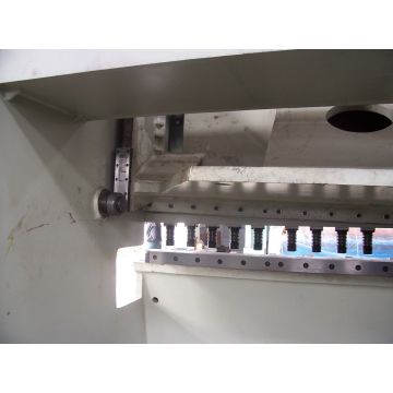 Quality Automatic CNC Sheet Metal Cutting Machine With Follwing Founction for sale