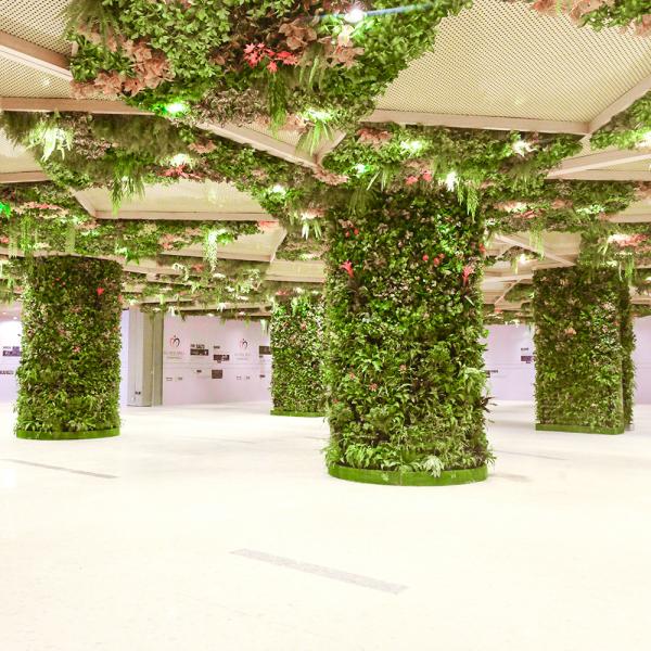 Quality Fire Retardant Artificial Landscape Trees Pillar Plant Shopping Mall Decor for sale