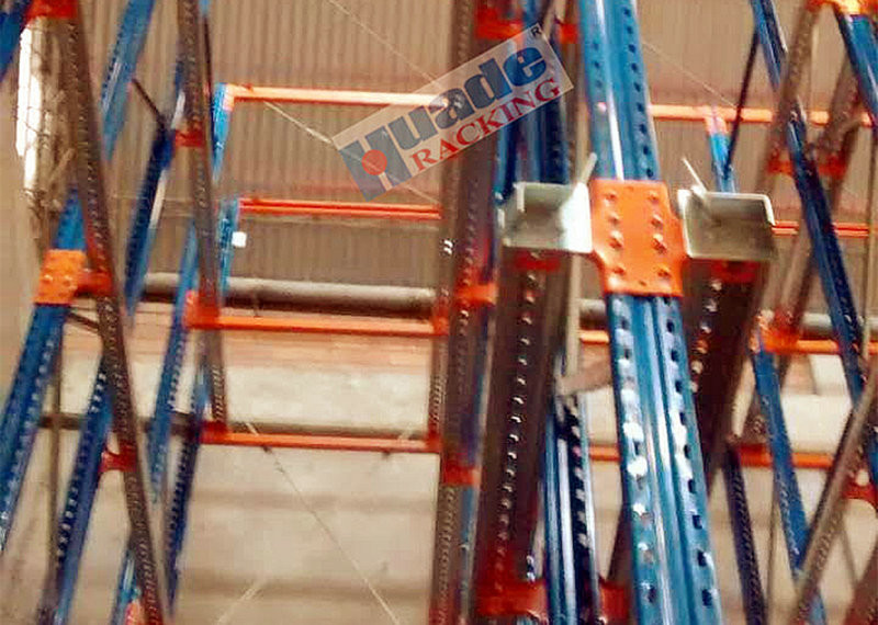 Quality Dairy Industry High Density Drive In Racking Channel Type 2000 Kg Max Capacity for sale