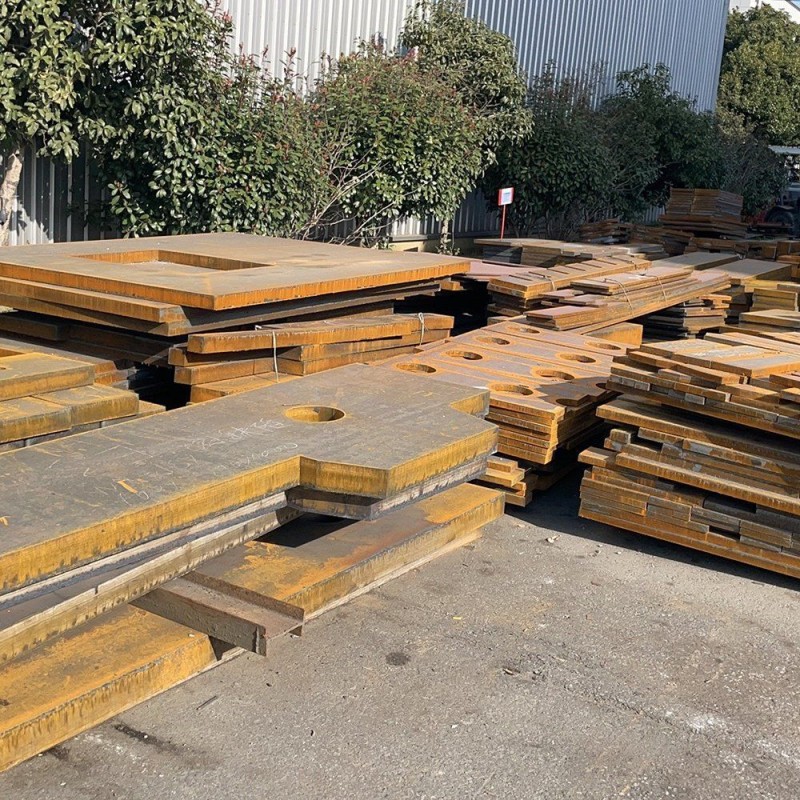 Premium Hot Rolled Steel Plate for Construction and Manufacturing