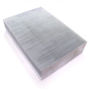 Quality OEM Manufacturer Aluminum Skived Fin Heat Sink Lightweight 0.1-0.4mm for sale