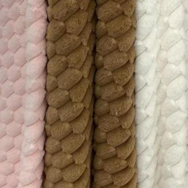 Quality Luxury Fluffy Fabric Material Fur Fabric For Soft Toys Making for sale
