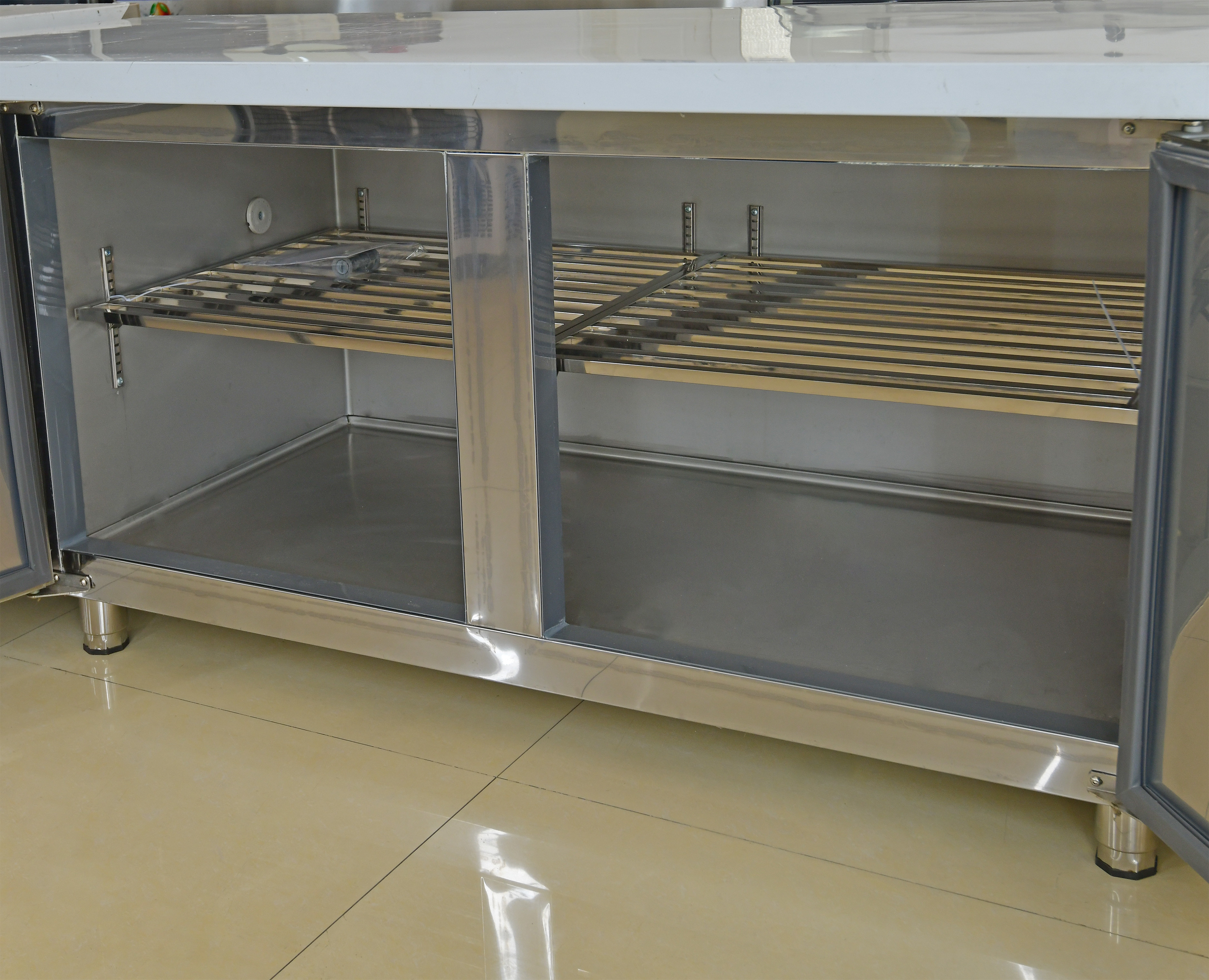 Quality Non-Freezing Micro-Freezing Refrigerated Worktable for Voltage/Frequency or for sale