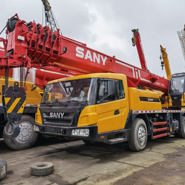 Quality SANY STC250 Mobile Crane 25 Ton Lifting Capacity and Original Hydraulic Cylinder for sale