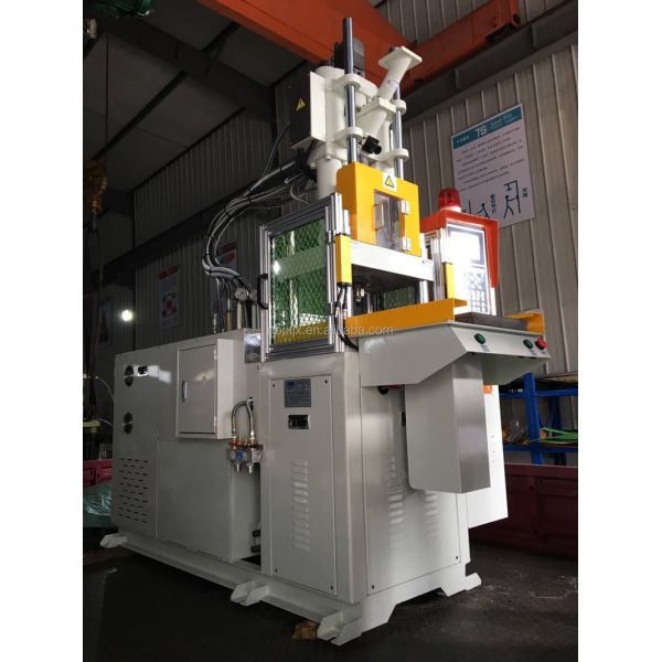Quality Small Vertical Plastic Injection Molding Machine VERTICAL 15T for sale