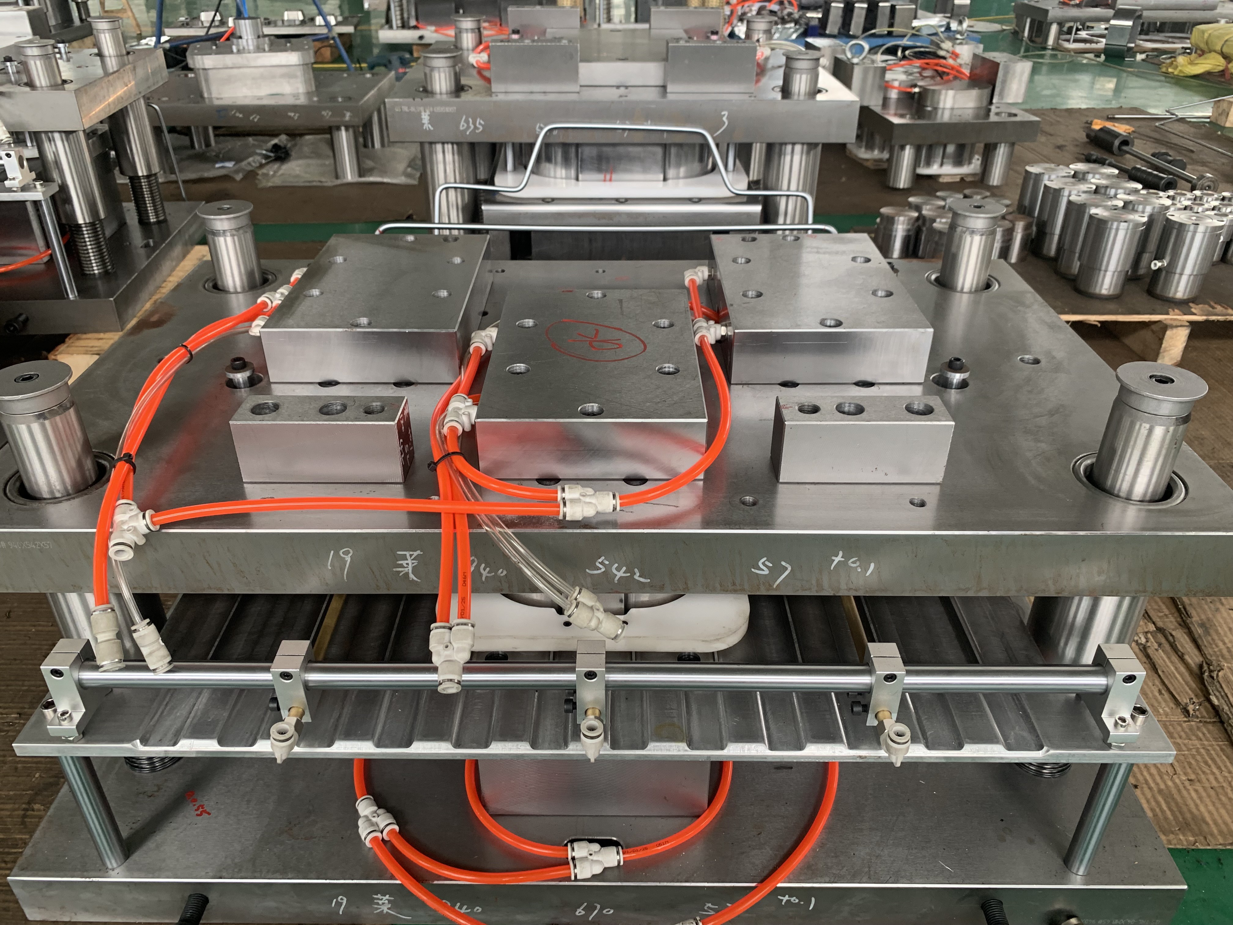 Quality Auto Stacker Disposable Aluminium Foil Box Making Machine for sale