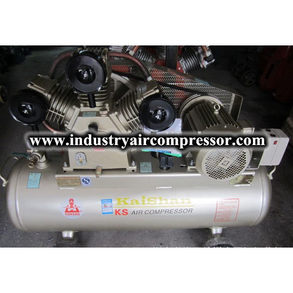 Quality Mobile Mini Industrial Air Compressor For Spray Paint KS200 2³  8 bar 15kw for sale