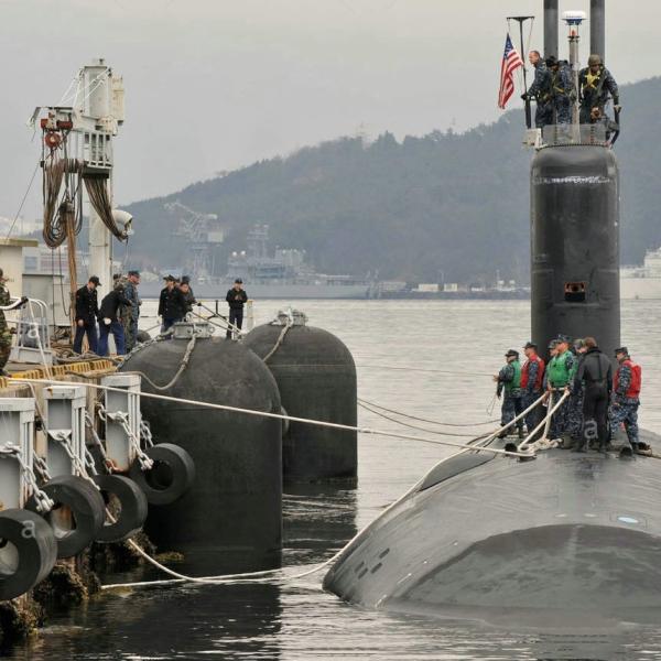 Quality 3.3m*6.5m Pneumatic Rubber Floating Hydro Submarine Fender for sale