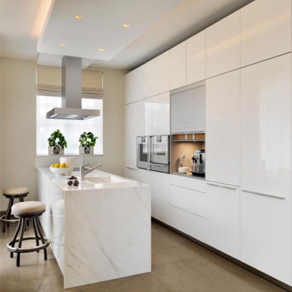 Quality Modern Style Customized Waterproof Smart Wood Kitchen Wall Cabinets with Blum for sale