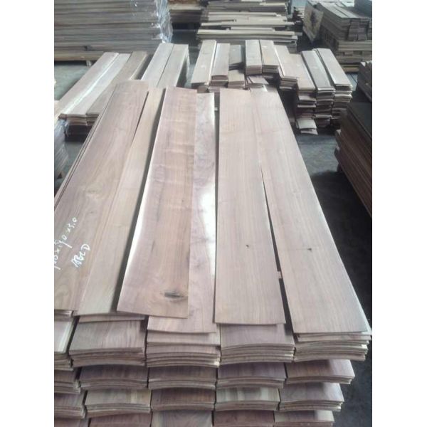 Quality American Walnut Engineered Wood Veneer Walnut Flooring Top Layer for sale
