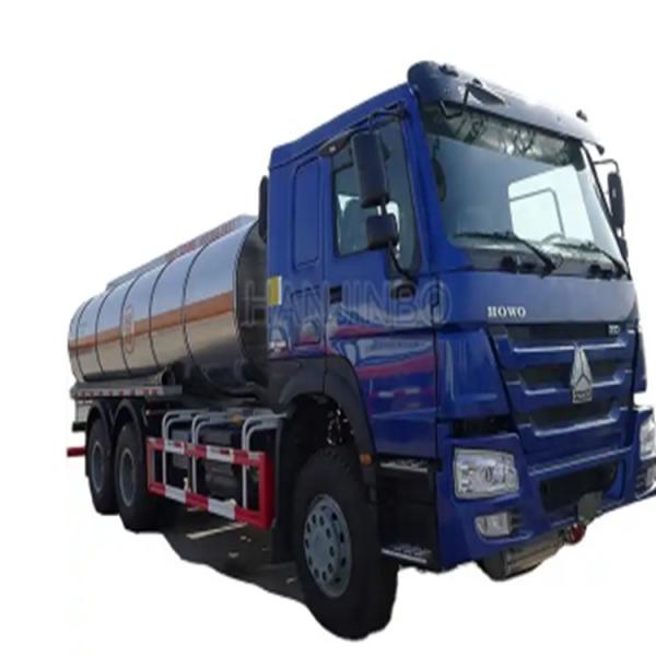 Quality Strong And Sturdy SINOTRUK DONGFENG 6x4 4x2 8x4 20000 Litres Stainless Fuel Delivery Tanker With Smooth Truck Body for sale