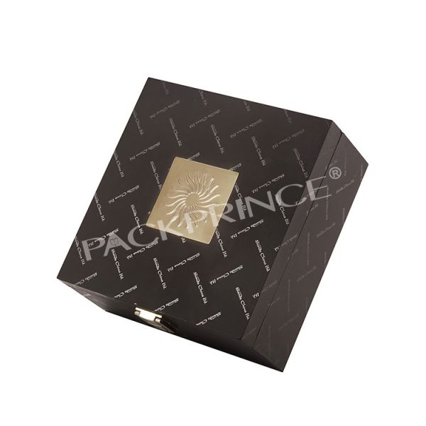 Quality High End Custom Makeup Box With Foil Stamping For Cosmetic Packaging for sale