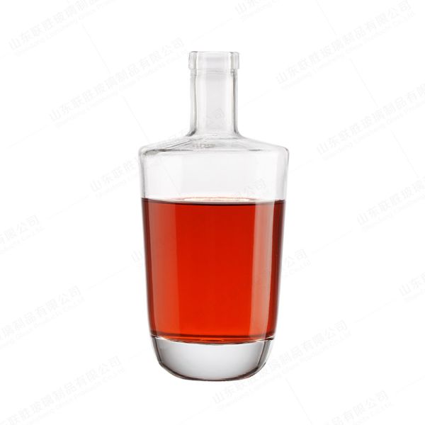 Quality Glass Round Vodka Liquor Bottle 500ml 700ml 750ml For Top Notch Wine for sale