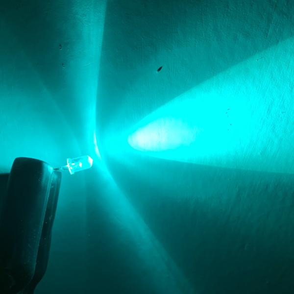 Quality Traffic Light Series 5mm LED Anti-Rust Bluish Green Color Clear Lens Dip 500nm for sale
