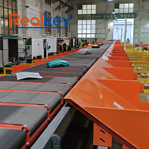 Quality Supermarket Cross Belt Sorter Rapid Automatically Order Processing Efficient Sorting for sale