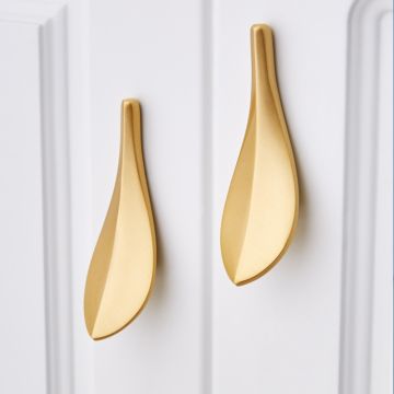 Quality Nordic Brass Glod Leaves Cabinet Door Wardrobe Handle 2pairs Furniture Handle for sale