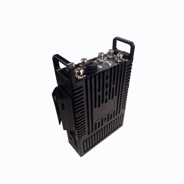 Quality 2.4G/5.2G/5.8G Tri-band IP Mesh Radio AES Encryption IP66 WebUI for sale