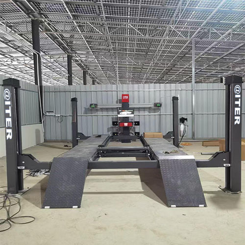 X6 High Performance 3D 4 Wheel Alignment Equipment in operation
