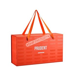 Quality Luxury Glossy UV Logo Rigid Collapsible Box With Ribbon Handle for sale