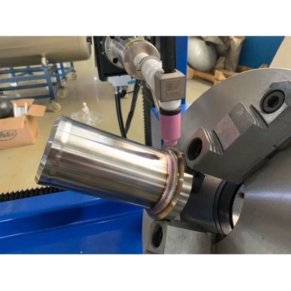 Quality Auto Seam Welder Pipe Welding Machine with Customized Welding Diameter, 220V/380V Voltage, and TIG With Wire Feeding for sale