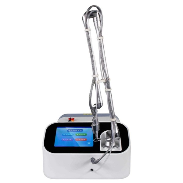 Quality 10600nm Desktop CO2 Fractional Laser Machine Dot Matrix Resurfacing Device for sale