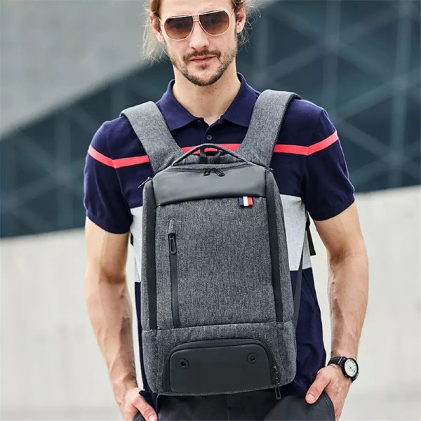 Quality External Frame Travel Waterproof Multifunctional Laptop Backpack 0.95kg for sale