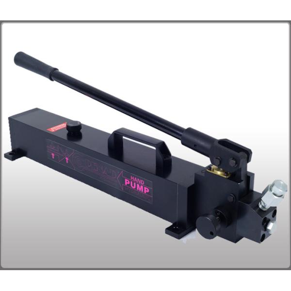 Quality Lightweight Low Pressure Hydraulic Hand Pump With 700Bar For Cylinder Use for sale