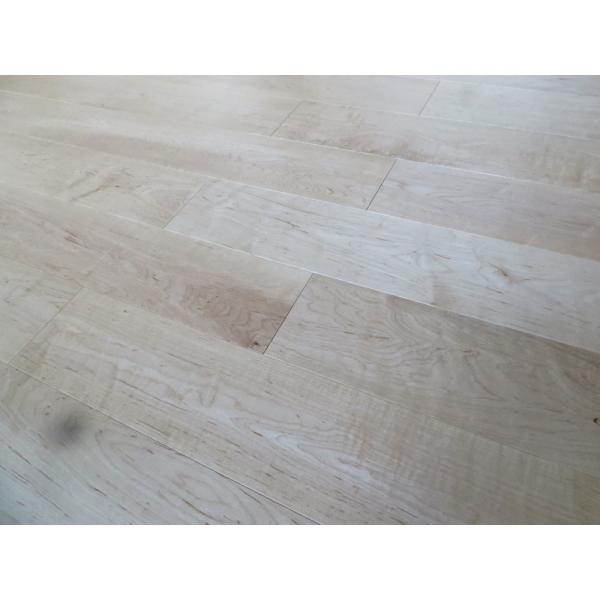Quality premium grader natural color China Maple Engineered Wood Flooring for sale